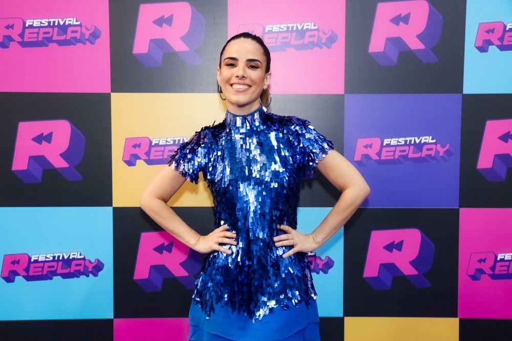 Wanessa Camargo troca beijos com Dado Dolabella em festival em SP; veja