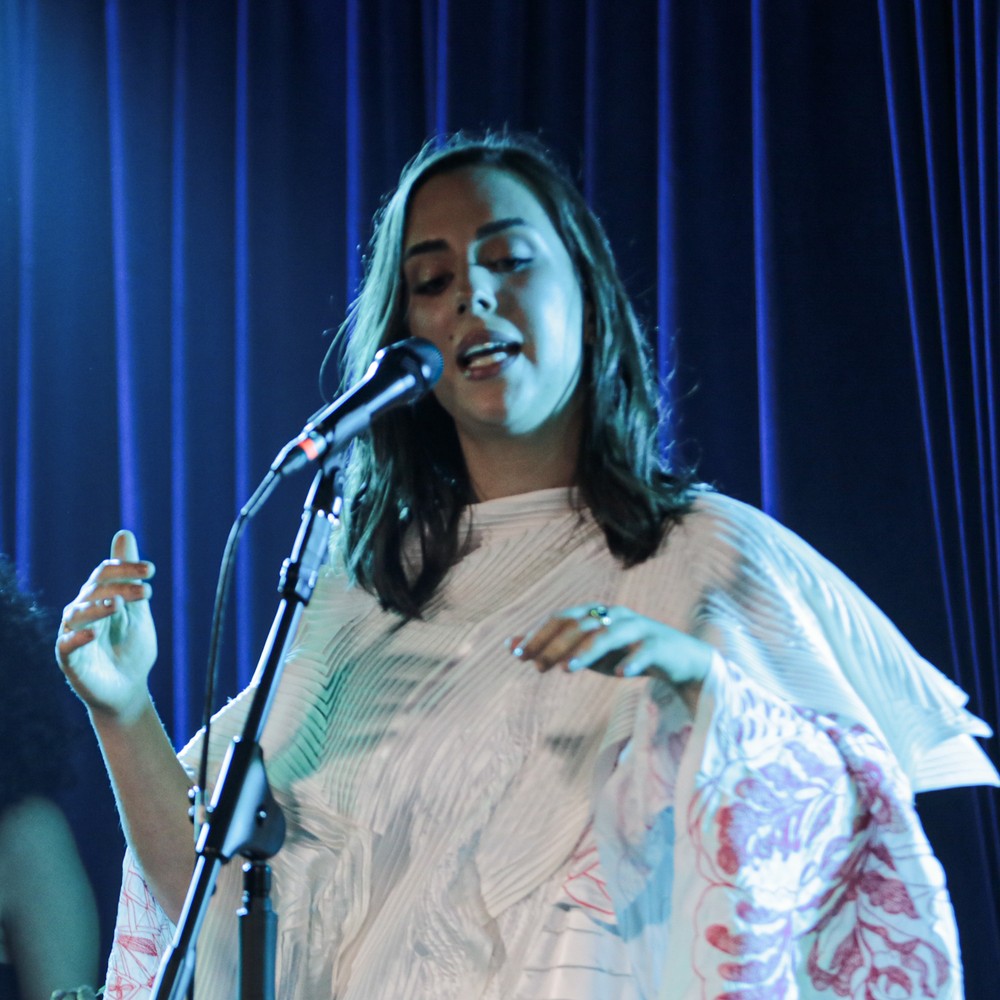 Lara, filha de Faustão, recebe mãe, madrasta, irmãos e namorado em ...