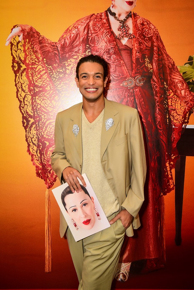 Ministro Fernando Haddad e mais famosos prestigiam volta de Claudia ...