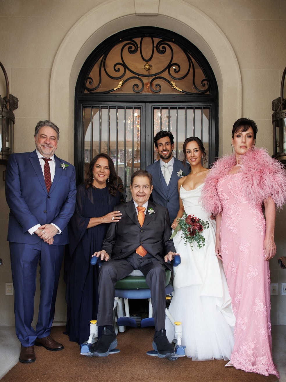 Perdeu? Veja o que rolou na cerimônia de casamento de Lara Silva, filha de Faustão