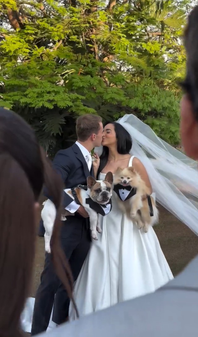 Mariely Santos se casa com André Santis em fazenda luxuosa, e MC Loma reage: 'Passada'