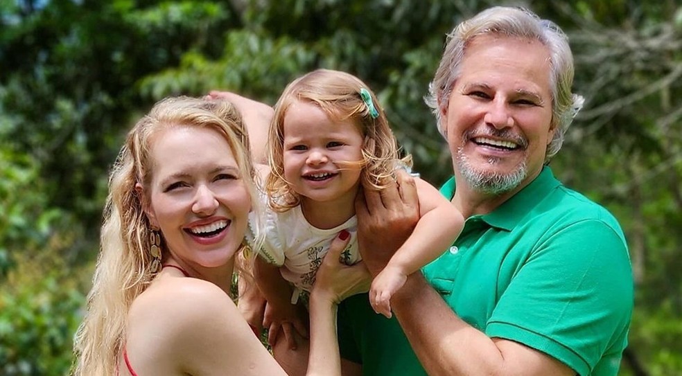 Enzo mostra primeiro encontro dos 2 irmãos menores, caçulas de Claudia ...
