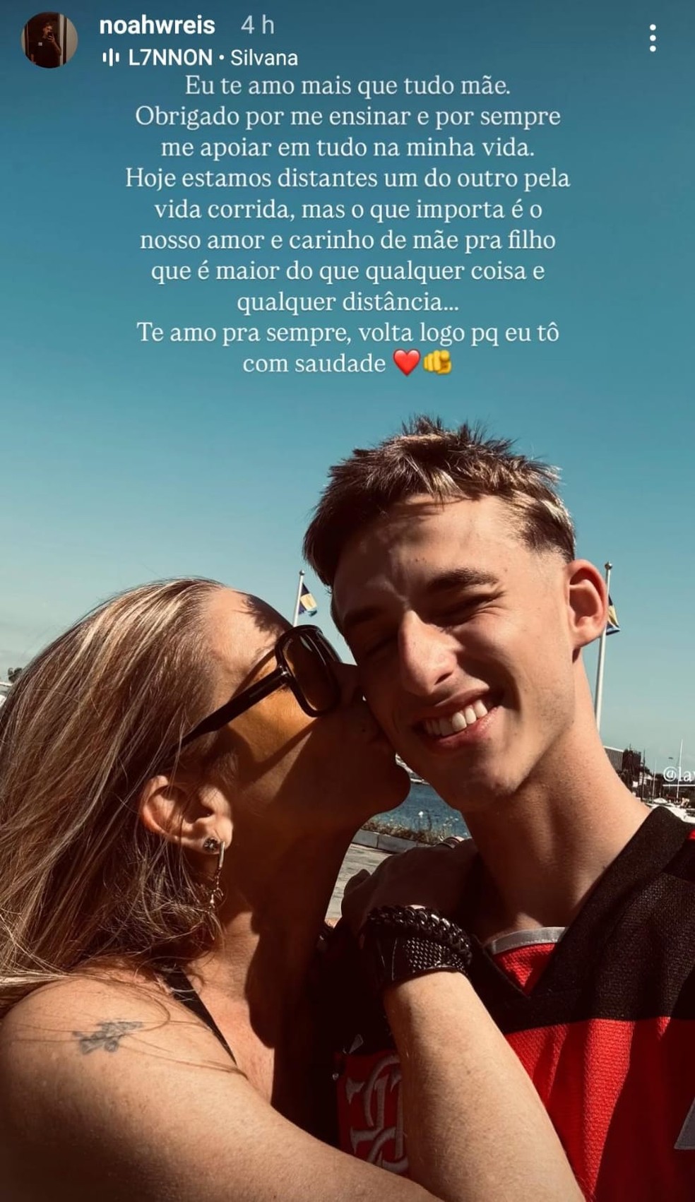 Discreto, primogênito de Danielle Winits homenageia a atriz no Dia das Mães