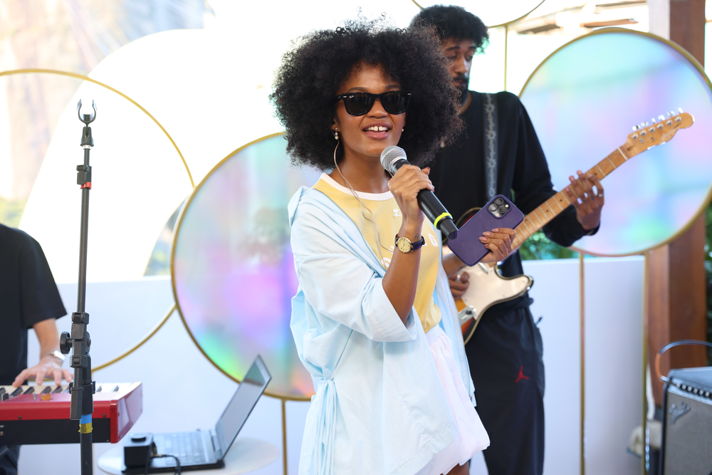 Giovanna Lancellotti muda o visual após reconstrução capilar