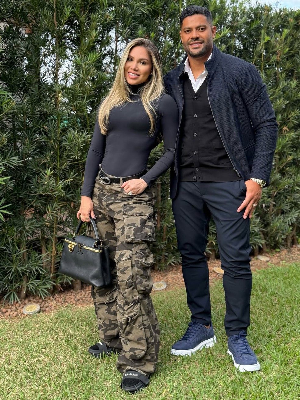 Hulk e Camila Ângelo levam filhas para programa em família: 'Dia de circo'