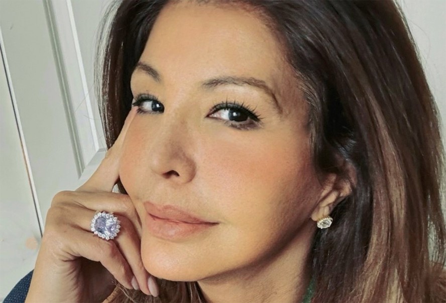 No Brasil, Roberta Close faz aparição raríssima com o marido suíço; fotos