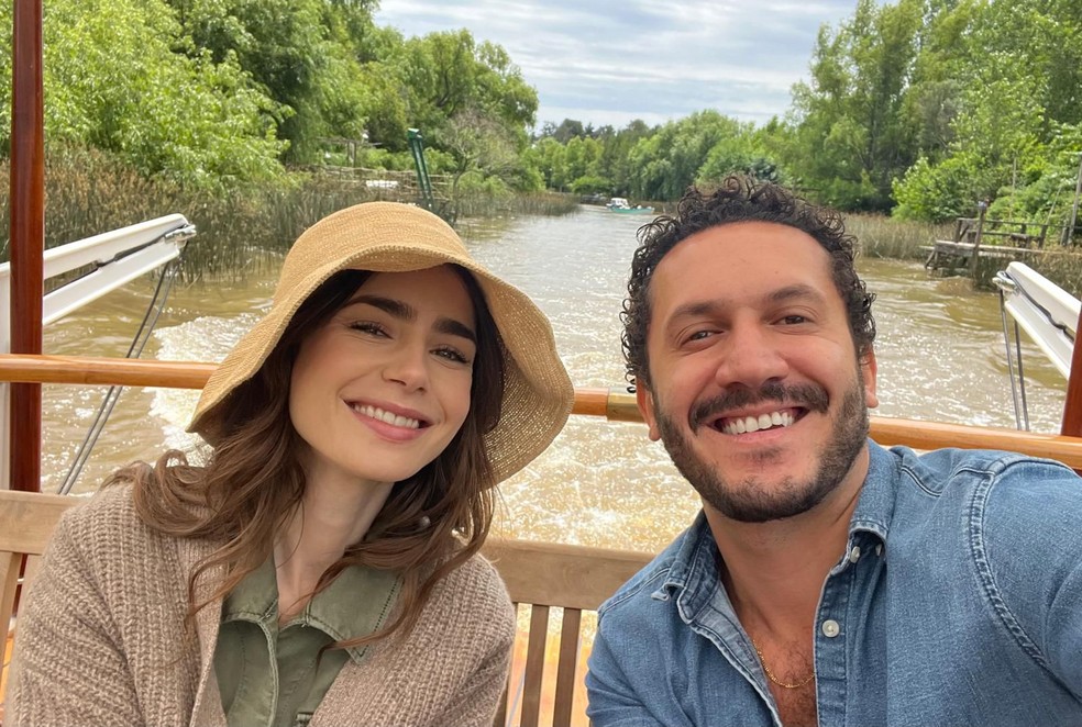 Ator brasileiro criado na maior favela de São Paulo estreia na série ...