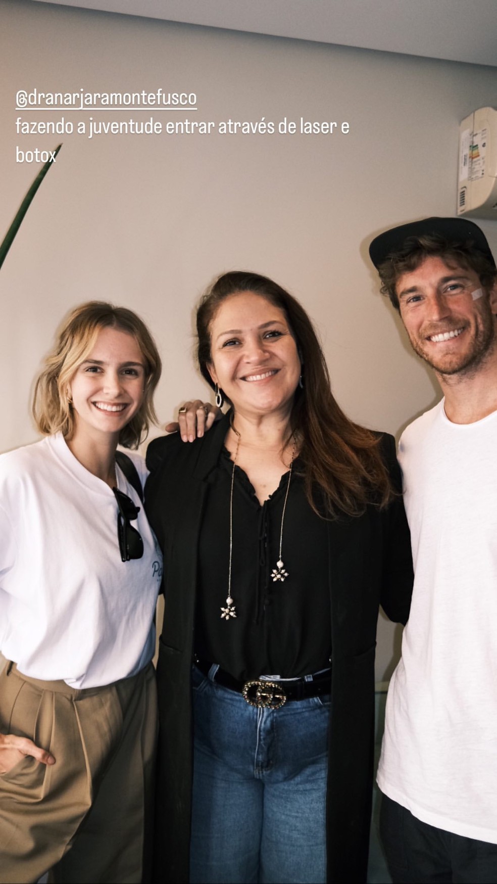 Isa Scherer e Rodrigo Calazans mostram procedimentos estéticos