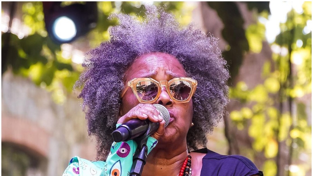 Saiba tudo sobre: Sandra Sá