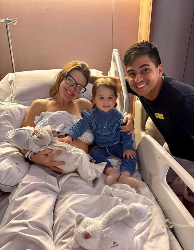 Lembra dela? Ex-'Bom Dia e Cia' Jéssica Esteves dá à luz segundo filho