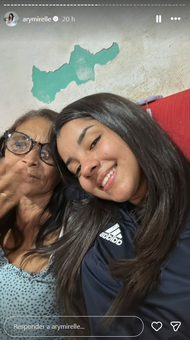 Ary Mirelle chora ao refletir sobre mudanças após casamento com João ...
