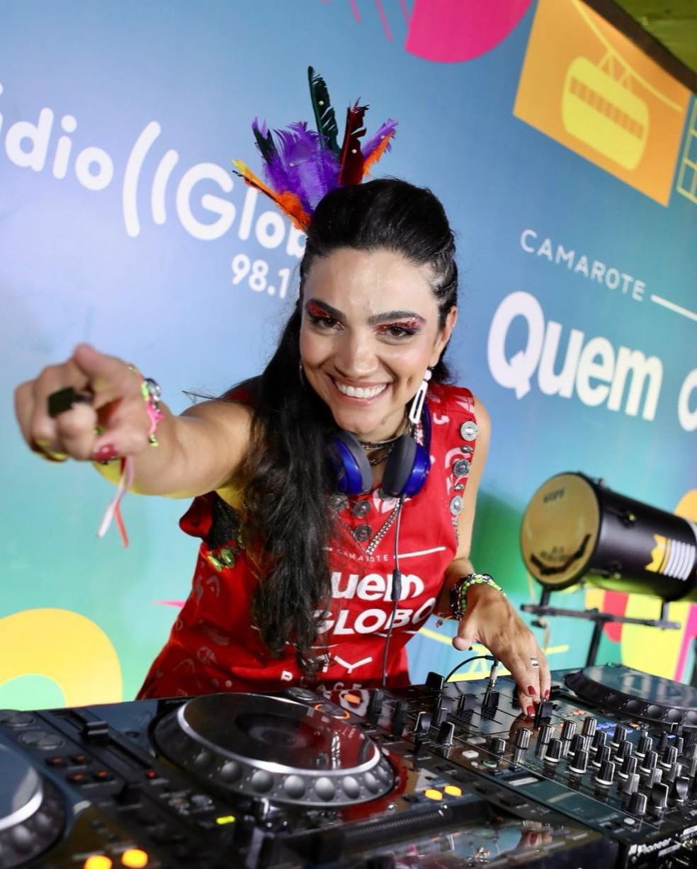 DJ Ana Serroni agita Camarote Quem O Globo: 'Enaltecer tudo que temos ...