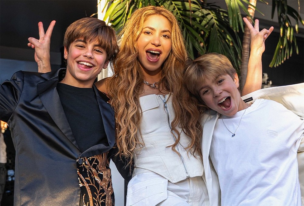 Filhos de Shakira e Gerard Piqué roubam a cena em evento com a cantora ...