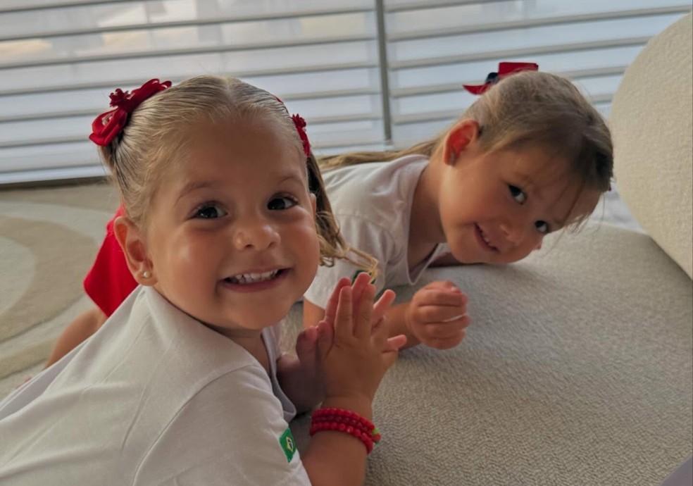 Maria Alice e Maria Flor, filhas de Virginia e Zé Felipe, 'brigam' por ...