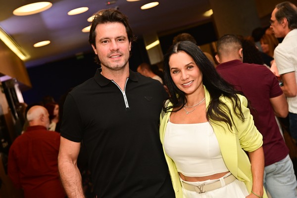 Rodrigo Faro lança filme sobre Silvio Santos: 'Só um maluco aceitaria ...