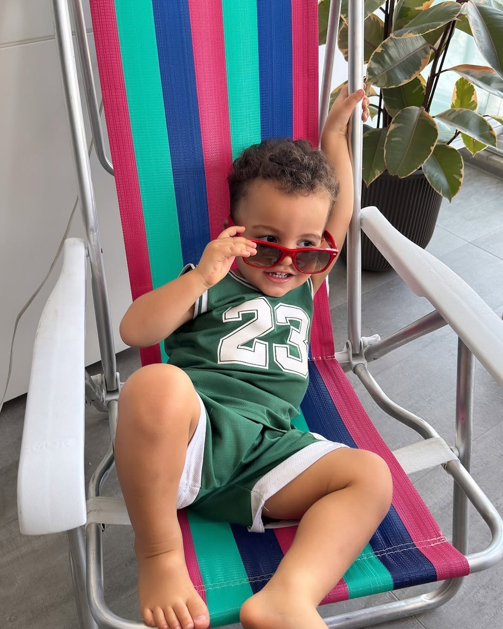 Tamy Contro e Projotam celebram 2 anos de filho caçula; vídeo