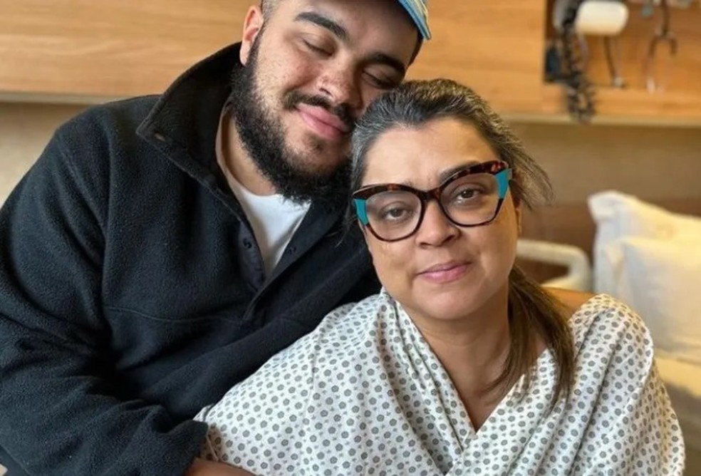 Fran Gil eliminou 35 kg e mudou estilo de vida após ver a mãe, Preta ...