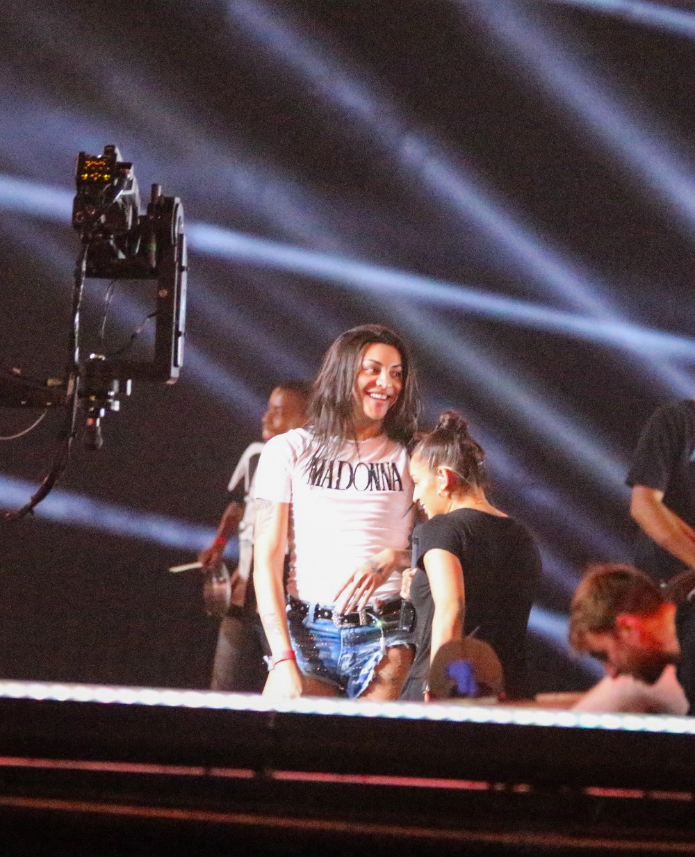 Pabllo Vittar faz passagem de som do show de Madonna na Praia de Copacabana