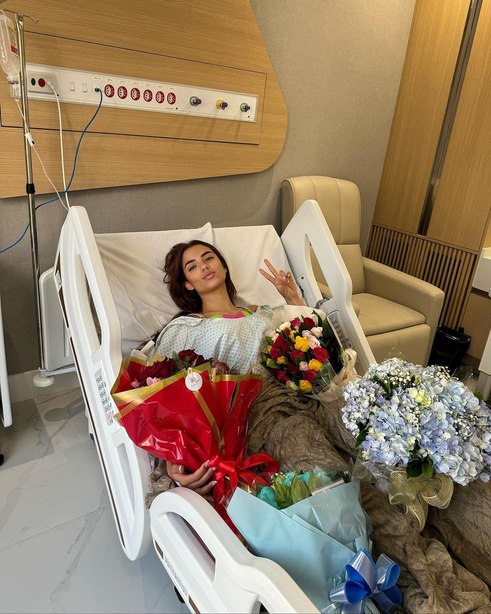 Key Alves celebra sucesso de implante de silicone nos seios; vídeo