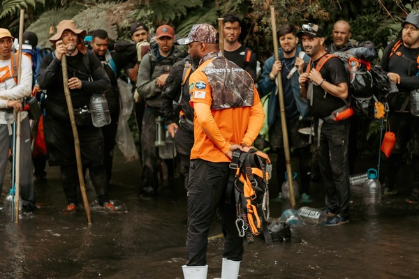 O que é Legendários? Retiro de homens atrai famosos e vira hit entre ...