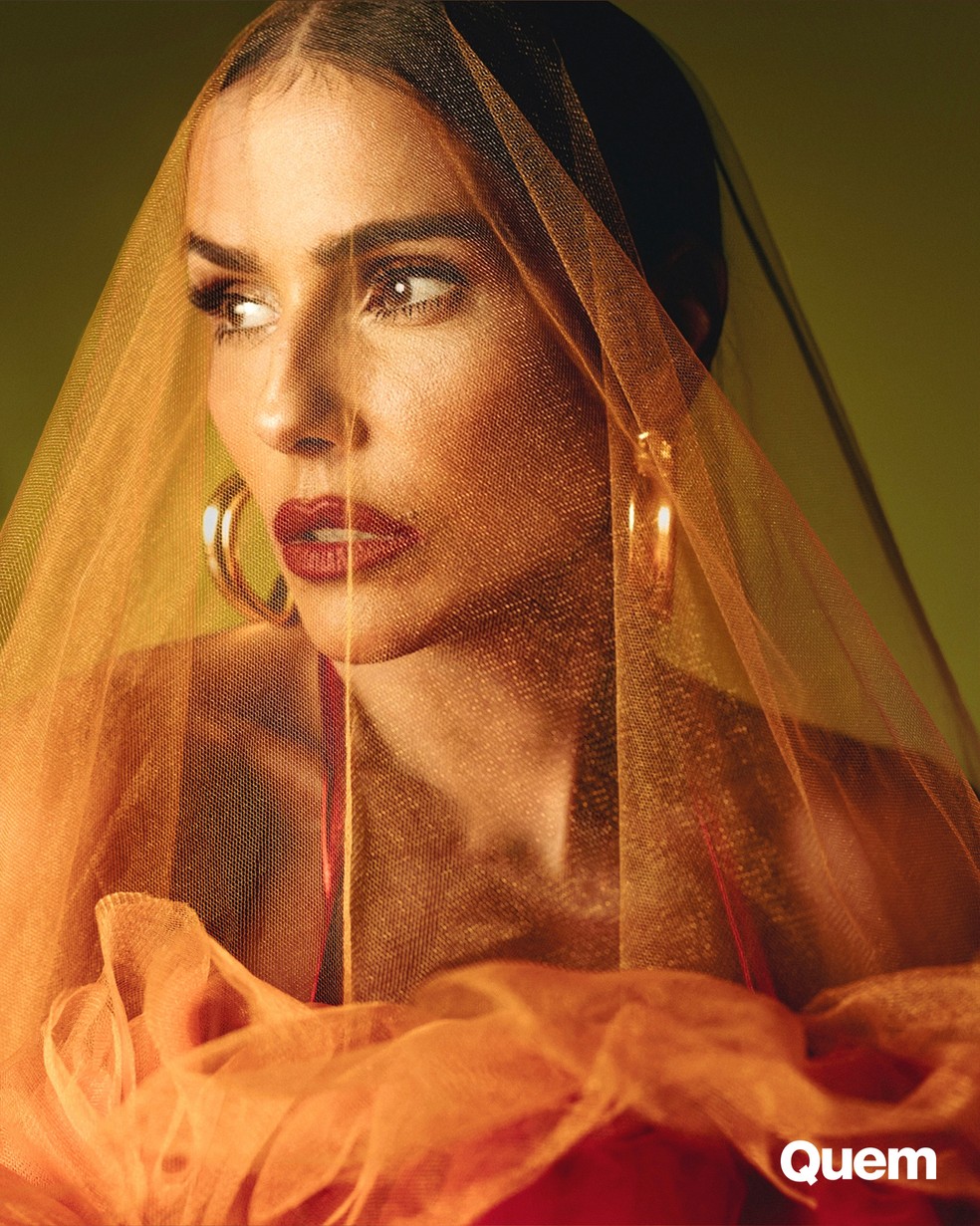 Deborah Secco retorna como rainha do Camarote Quem O Globo em nova fase ...