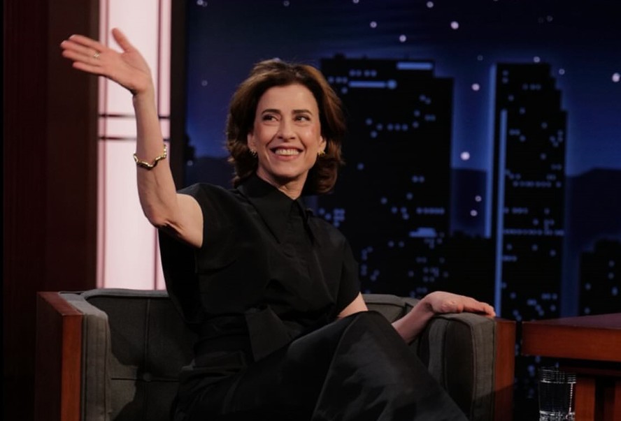 Fernanda Torres é entrevistada no talk show de Jimmy Kimmel e bomba na web