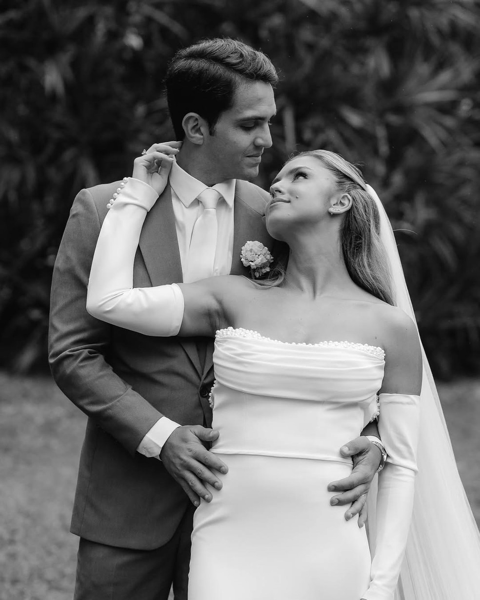 Atriz Bianca Palheiras se casa com triatleta e empreendedor Matheus Rios; veja fotos e vídeos