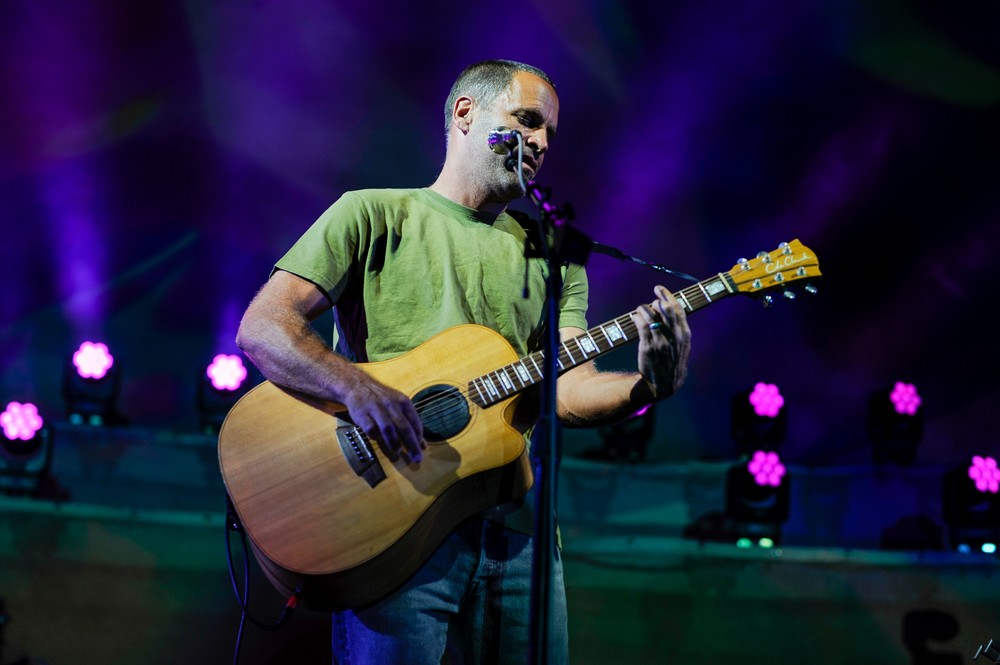Jack Johnson se apresenta em São Paulo com hits e simplicidade contagiante