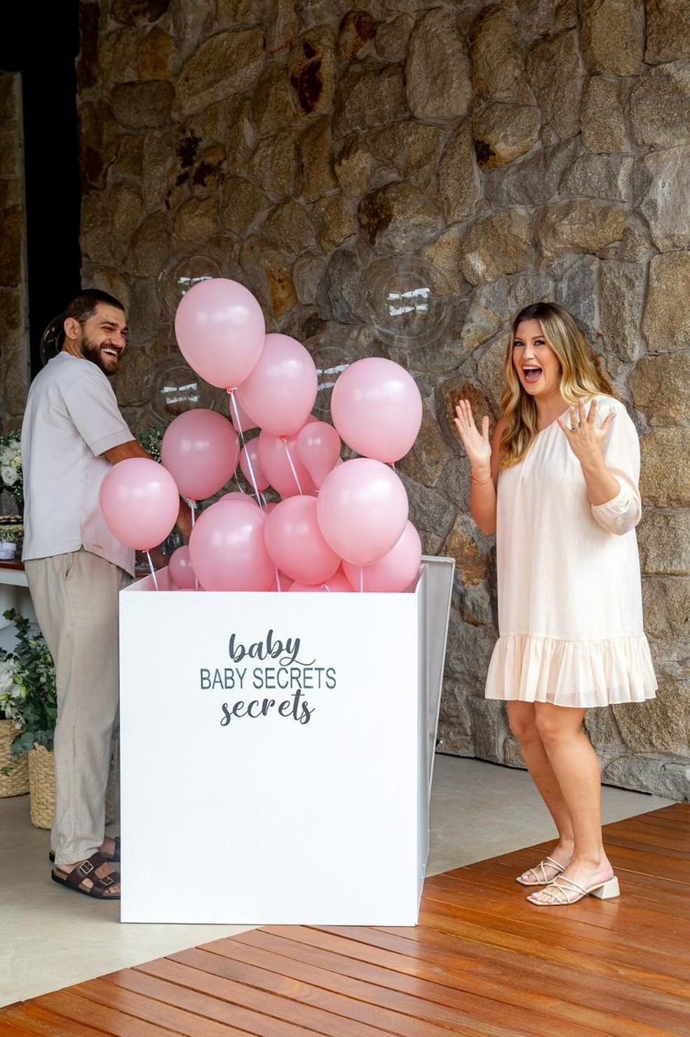 No Dia das Mães, Niina Secrets se emociona em chá revelação de seu ...