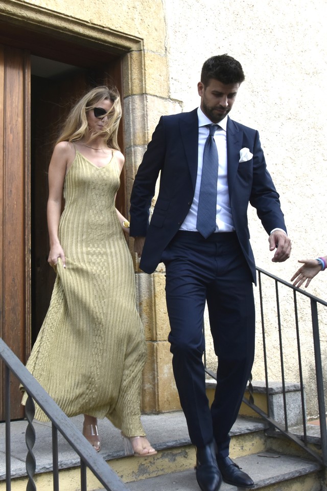Clara Chía é clicada abalada após Gerard Piqué se mudar para Miami; ex de Shakira foi morar ...