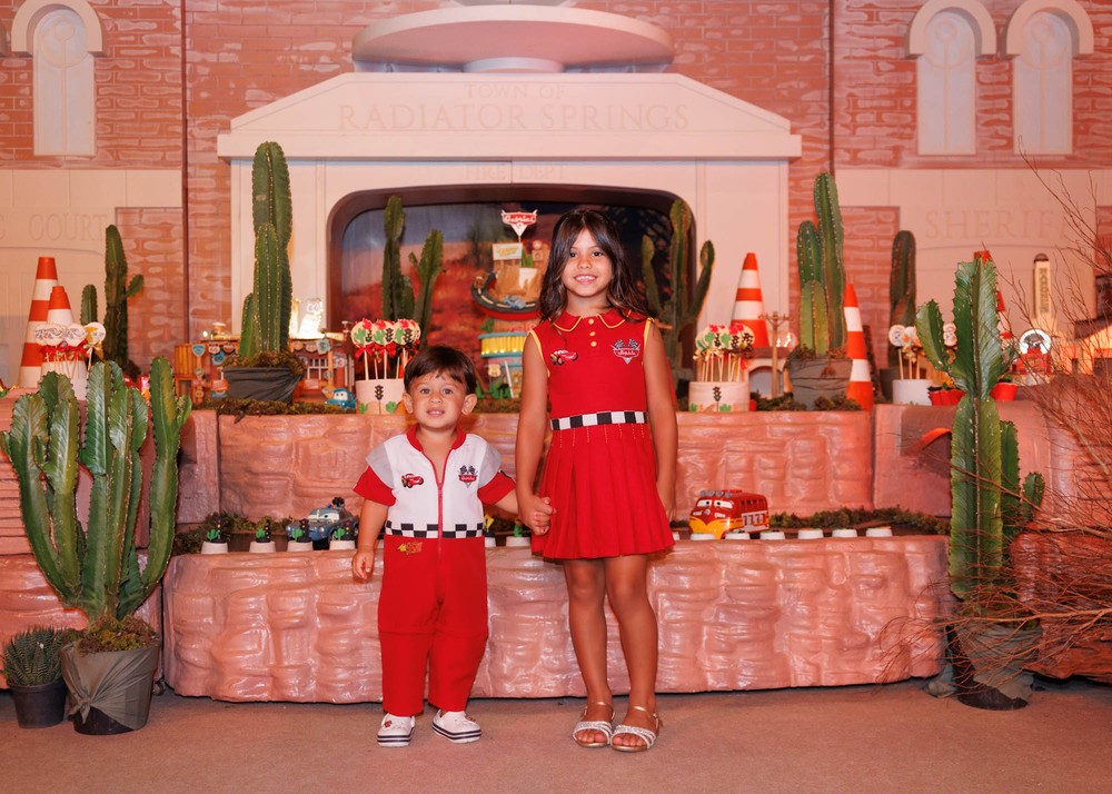 Arthur Aguiar celebra os 2 anos de seu segundo filho, Gabriel, com ...