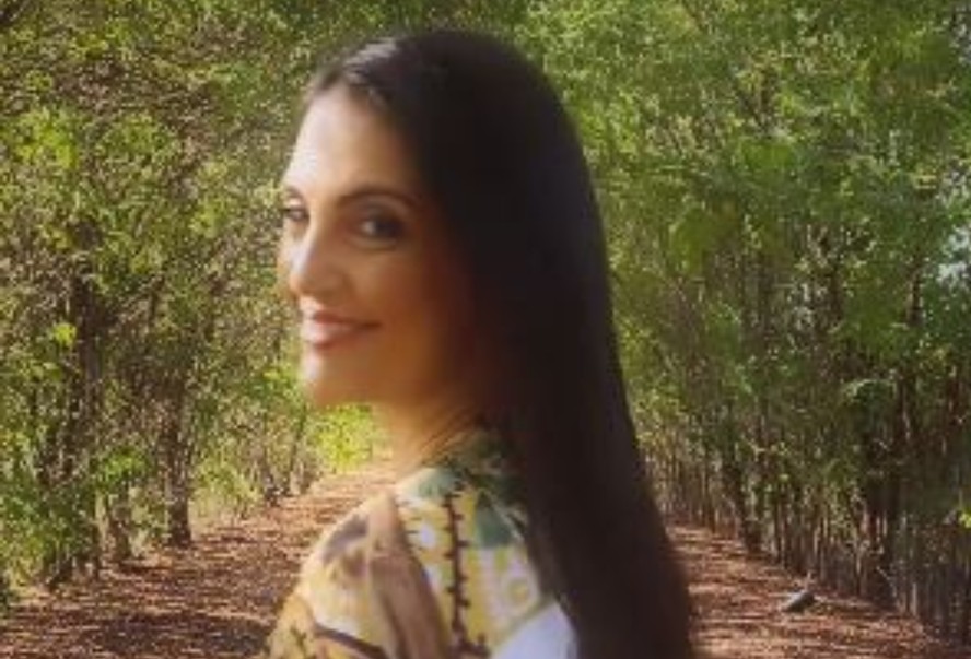 Chris Flores comenta saída do SBT: 'Ciclos se encerram'