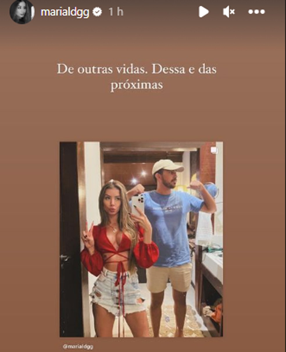 De biquíni, Maria Lina abre álbum de 'dias especiais' no Nordeste