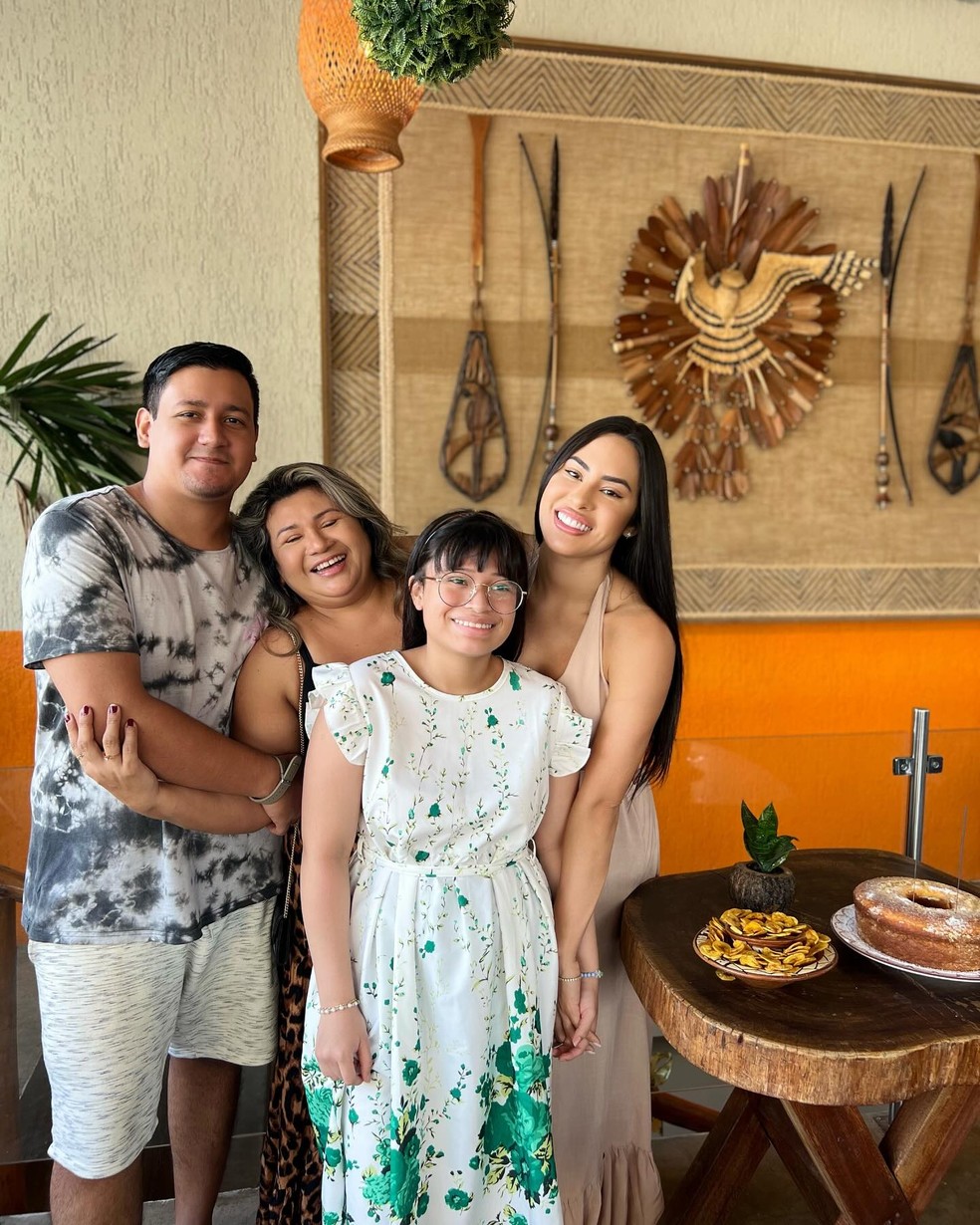 Notícias | Amigo crê que Isabelle, do BBB 24, está fechada para novo ...