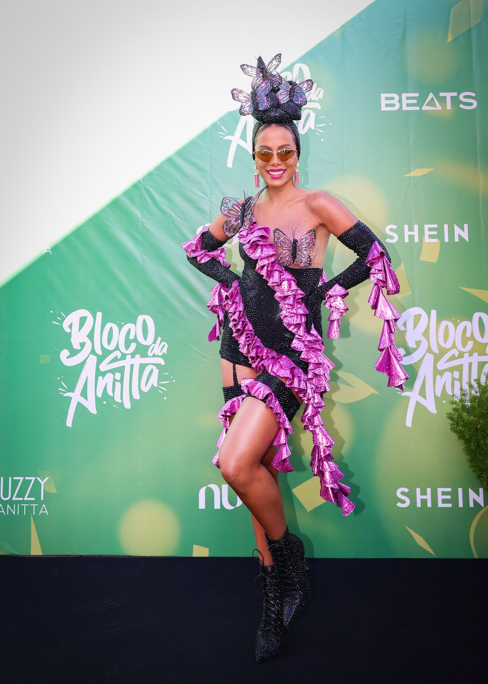 Anitta se inspira em Carmen Miranda último dia de Carnaval com o 'Bloco ...