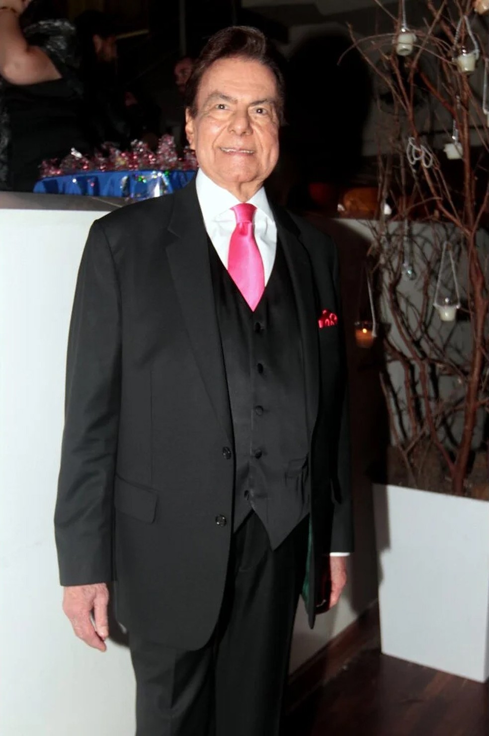 Cantor Agnaldo Rayol morre aos 86 anos após acidente doméstico