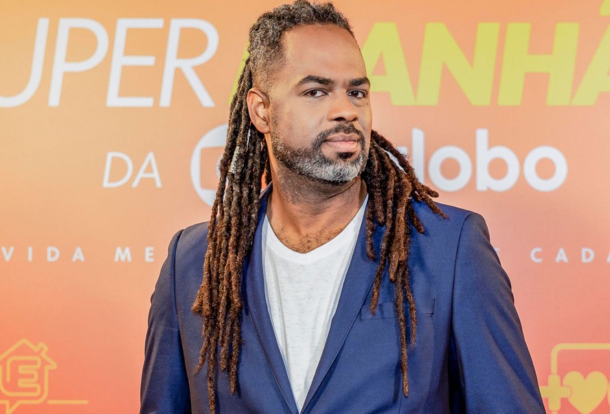 'Ainda abalados', diz Manoel Soares após ter casa assaltada e lutar com ...