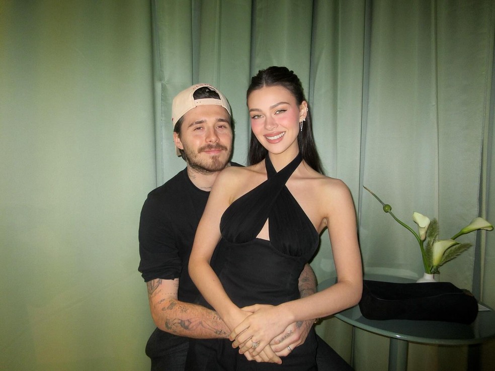 Namorada brasileira de Cruz Beckham posta foto em meio a nova crise na ...