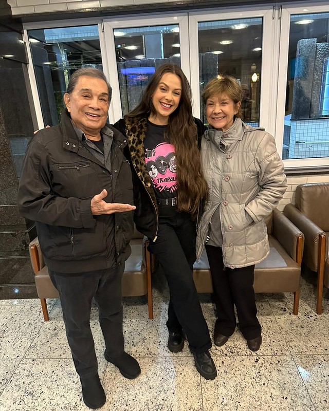 Ex-casal, Ana Rosa e Dedé Santana se reencontram: 'Meu querido amigo'