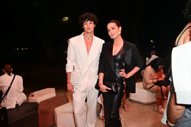 Após affair em 'Vale Tudo', Pedro Waddington e Fernanda Marques se reencontram em desfile