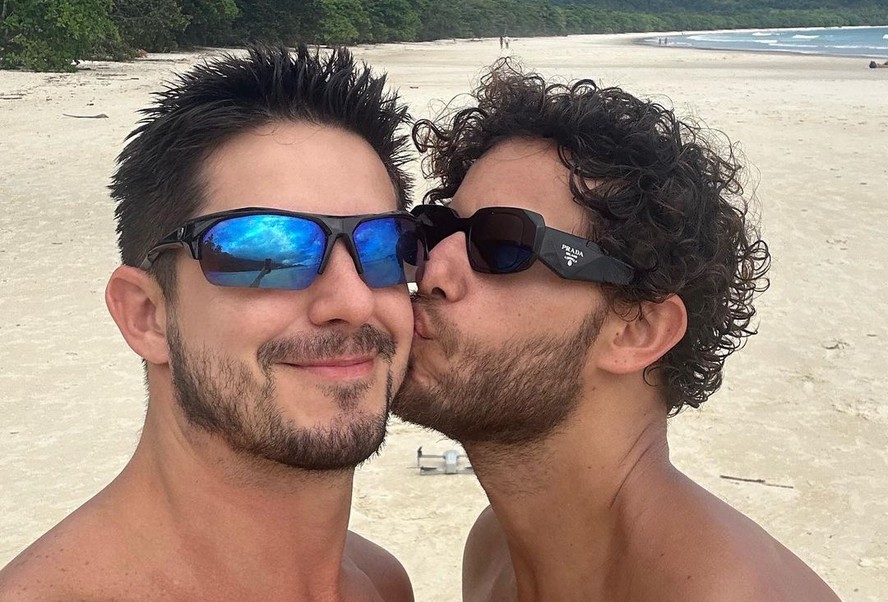 Igor Cosso se declara ao namorado: 'Me apaixonando cada vez mais por ...