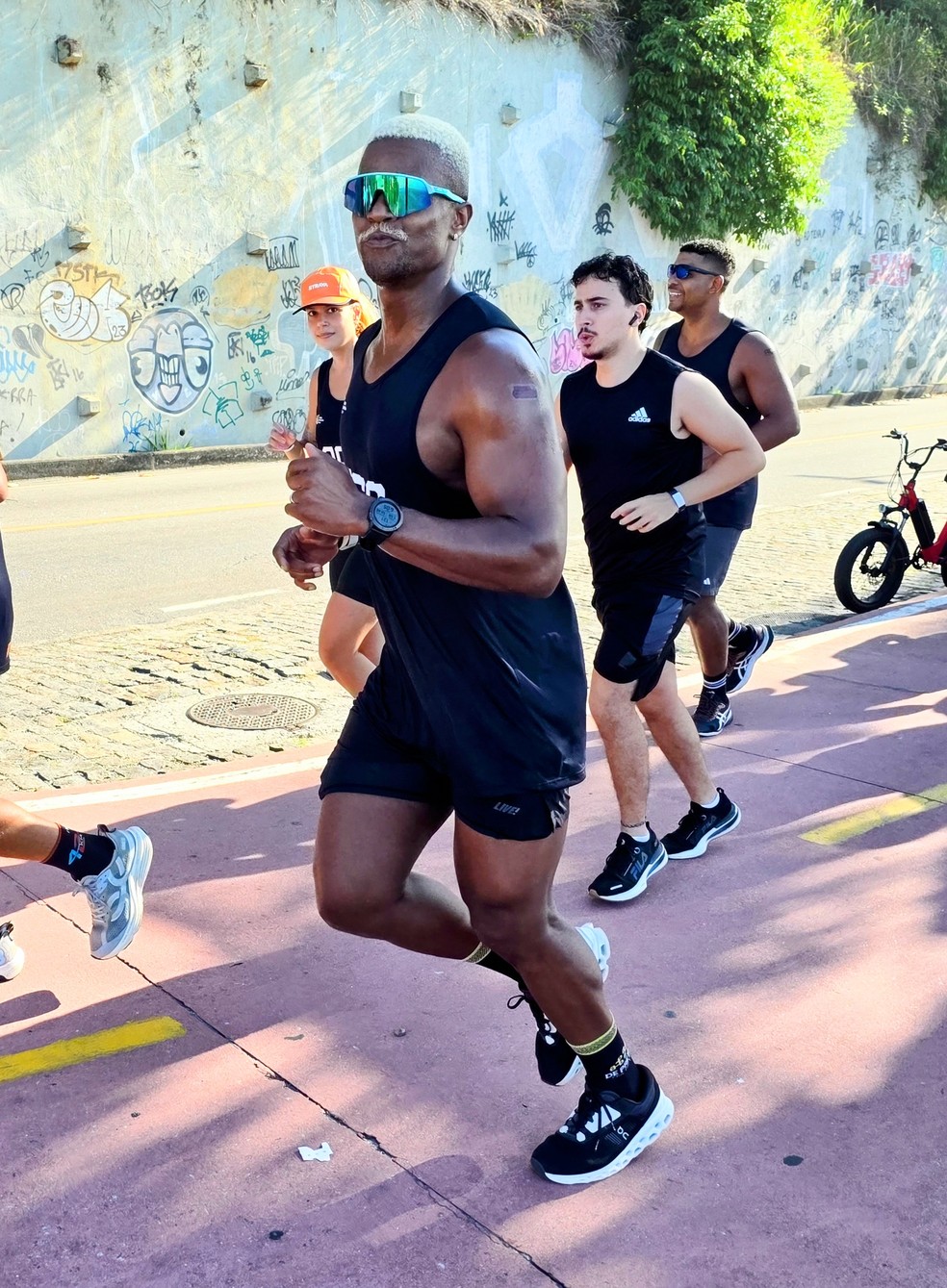 Deborah Secco, Isis Valverde, Ingrid Guimarães e mais famosos curtem ...