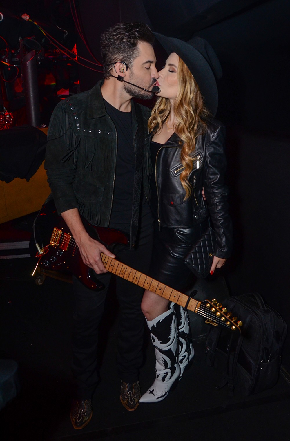 Fernando Zor faz primeira aparição pública com nova namorada