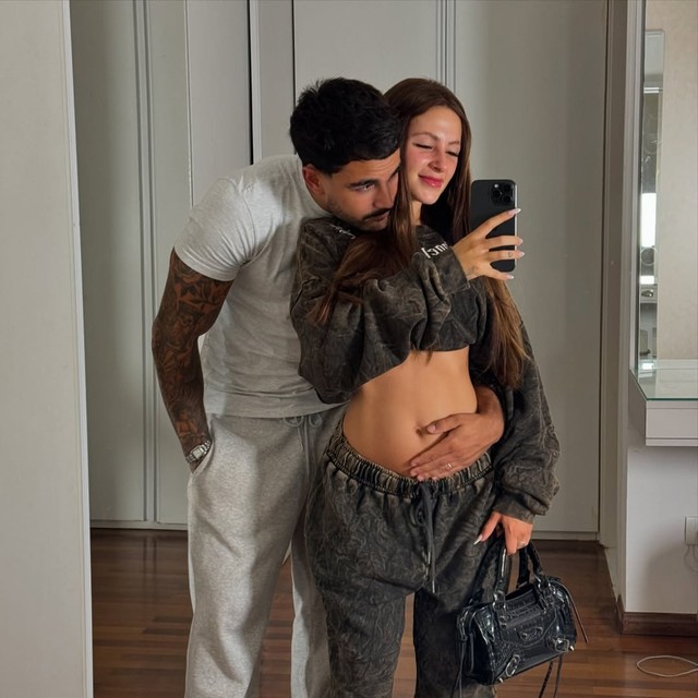 Grávida, Nathalia Valente rebate ataques por looks: 'Não preciso usar roupa de tiazona'