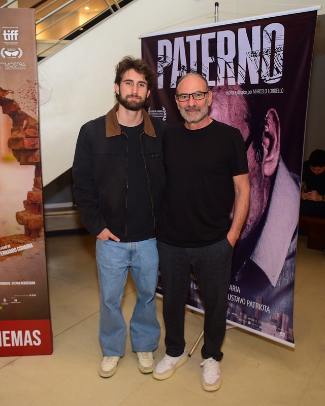 Marco Ricca posa com Felipe Ricca, seu filho com Adriana Esteves, em ...