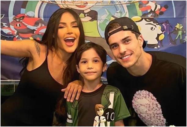 Saiba tudo sobre: Flay