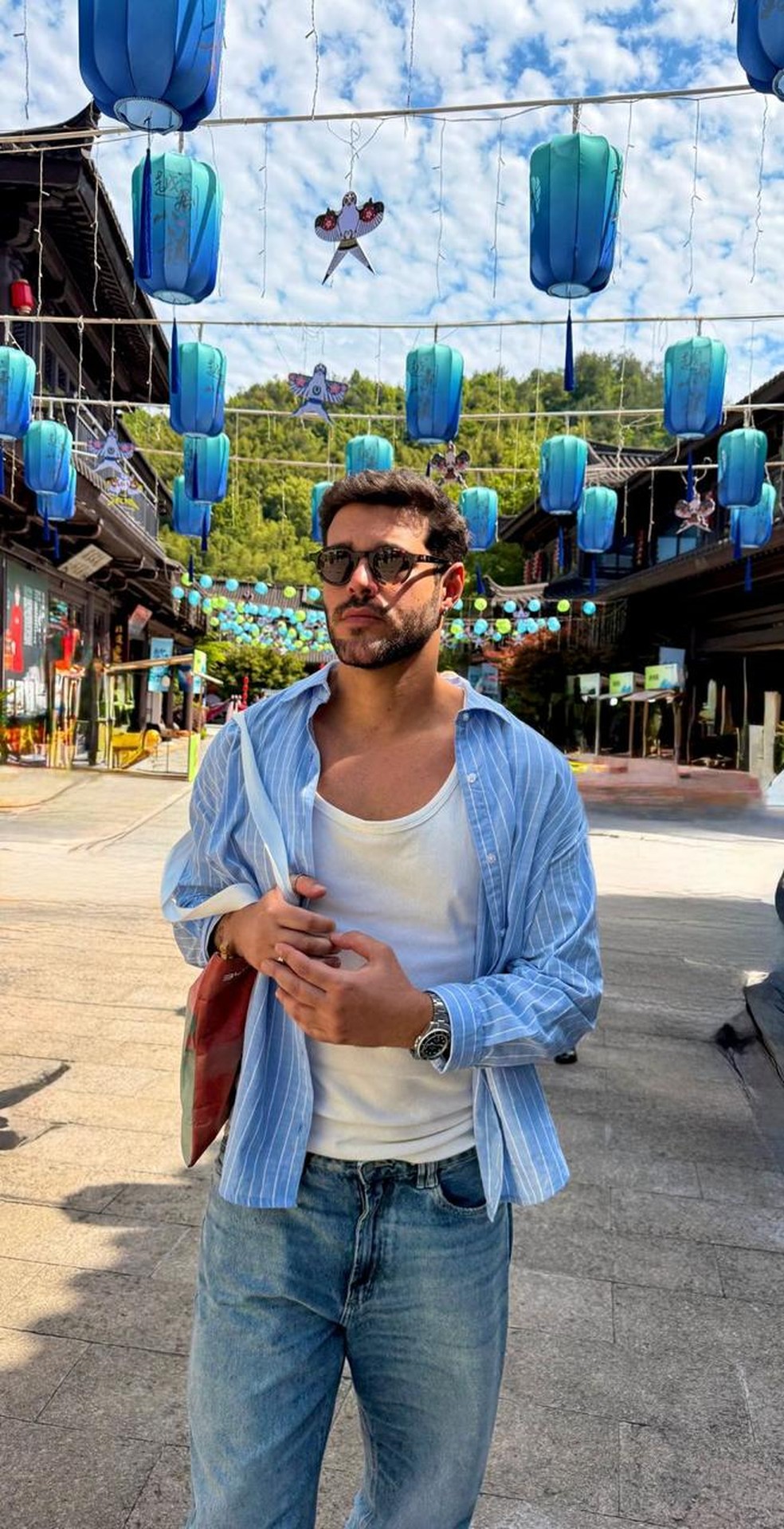 Rodrigo Mussi viaja para a China e revela prato da cultura local que ...