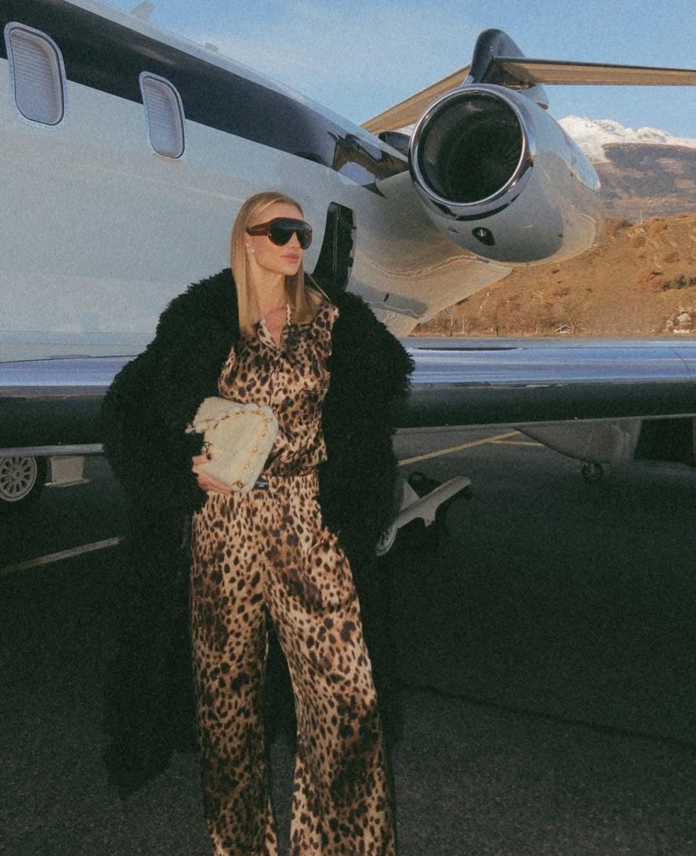 Roberto Justus e Ana Paula Siebert se hospedam em resort de esqui com ...