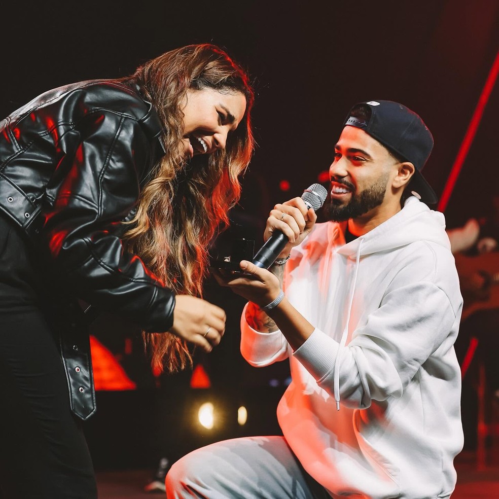 Cantora gospel Sarah Beatriz fala de amizade com famosos como Neymar: 'Continuo sendo quem sou'