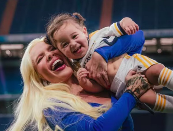 Karoline Lima fala sobre lutar pelos direitos da filha: 'É instintivo'
